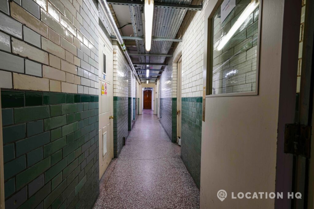 Tiled Corridor - Location HQ - 422711